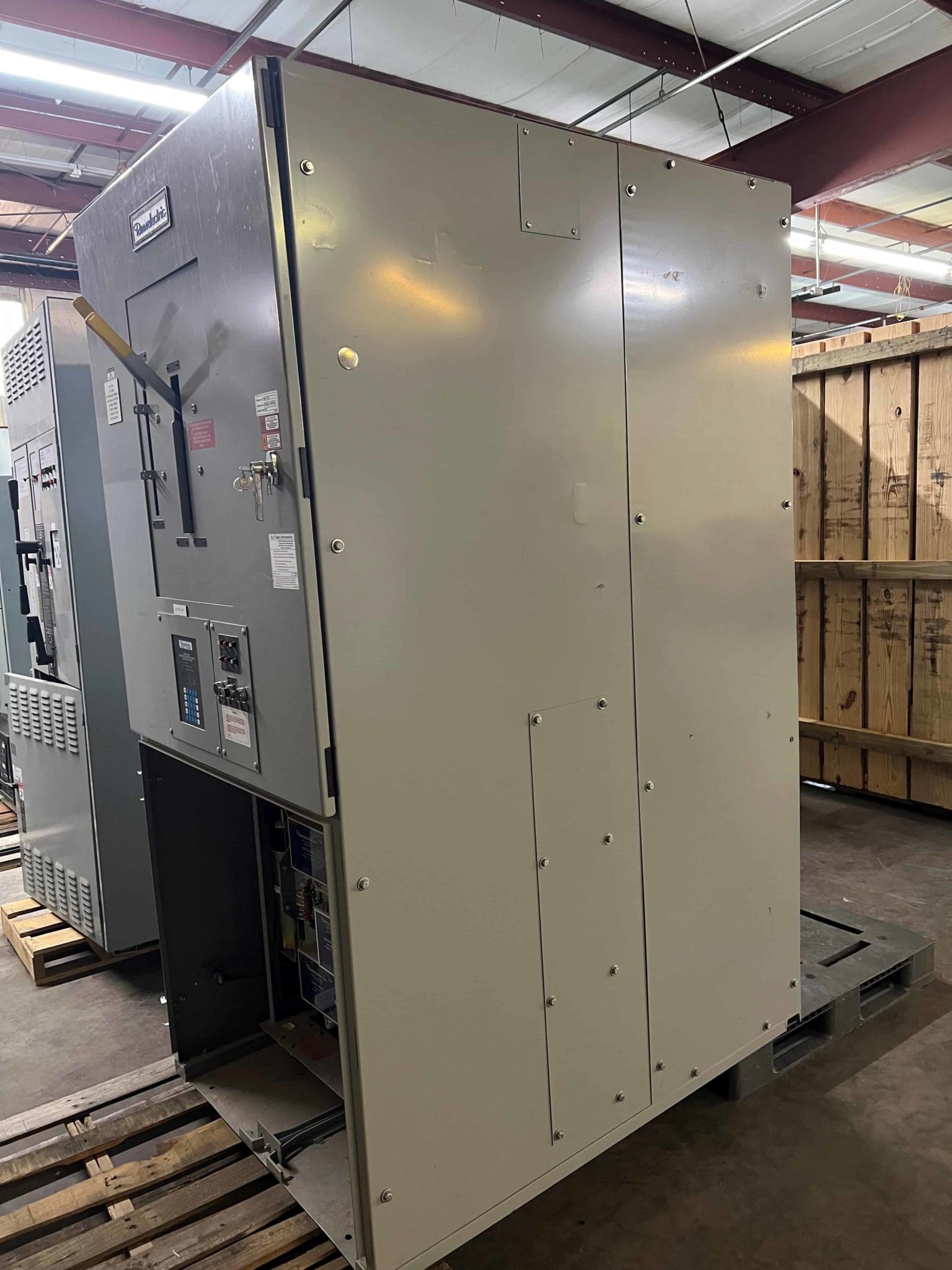 Russelectric 2000A 480V Automatic Transfer Switch | CI Group