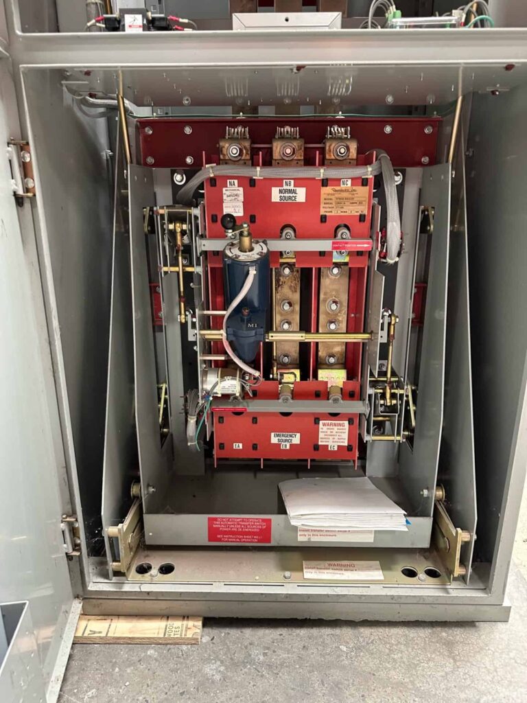 Russelectric 800A 277/480V Automatic Transfer Switch w/ ISO Bypass