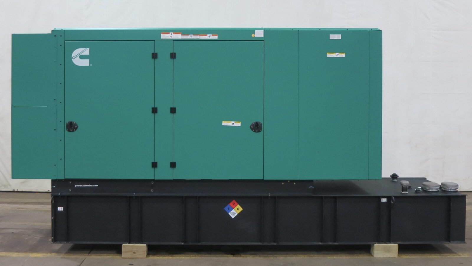 Cummins C200D6D 200 KW Diesel Generator Set | CI Group