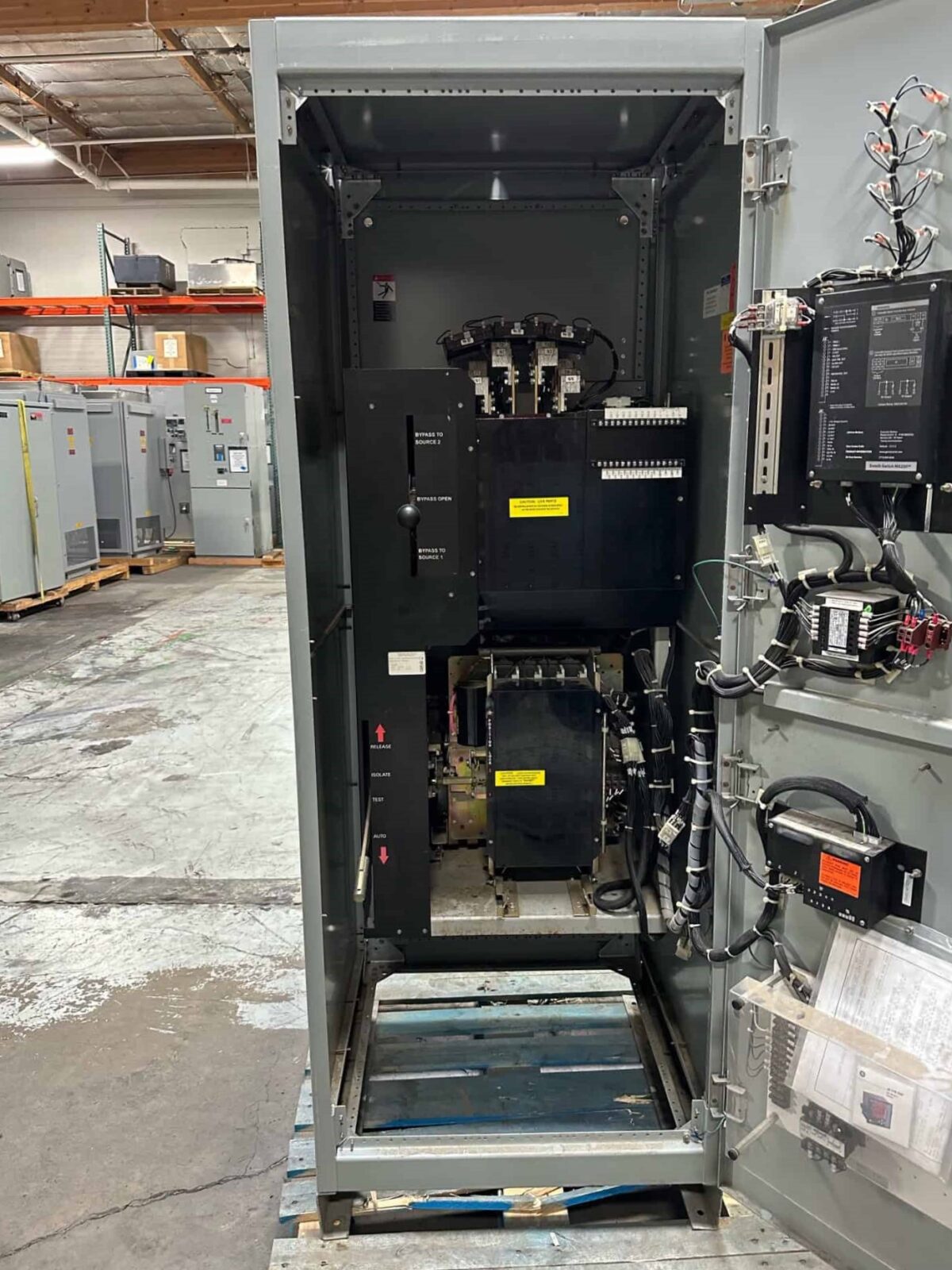 Zenith 400A 120/208V Automatic Transfer Switch | CI Group