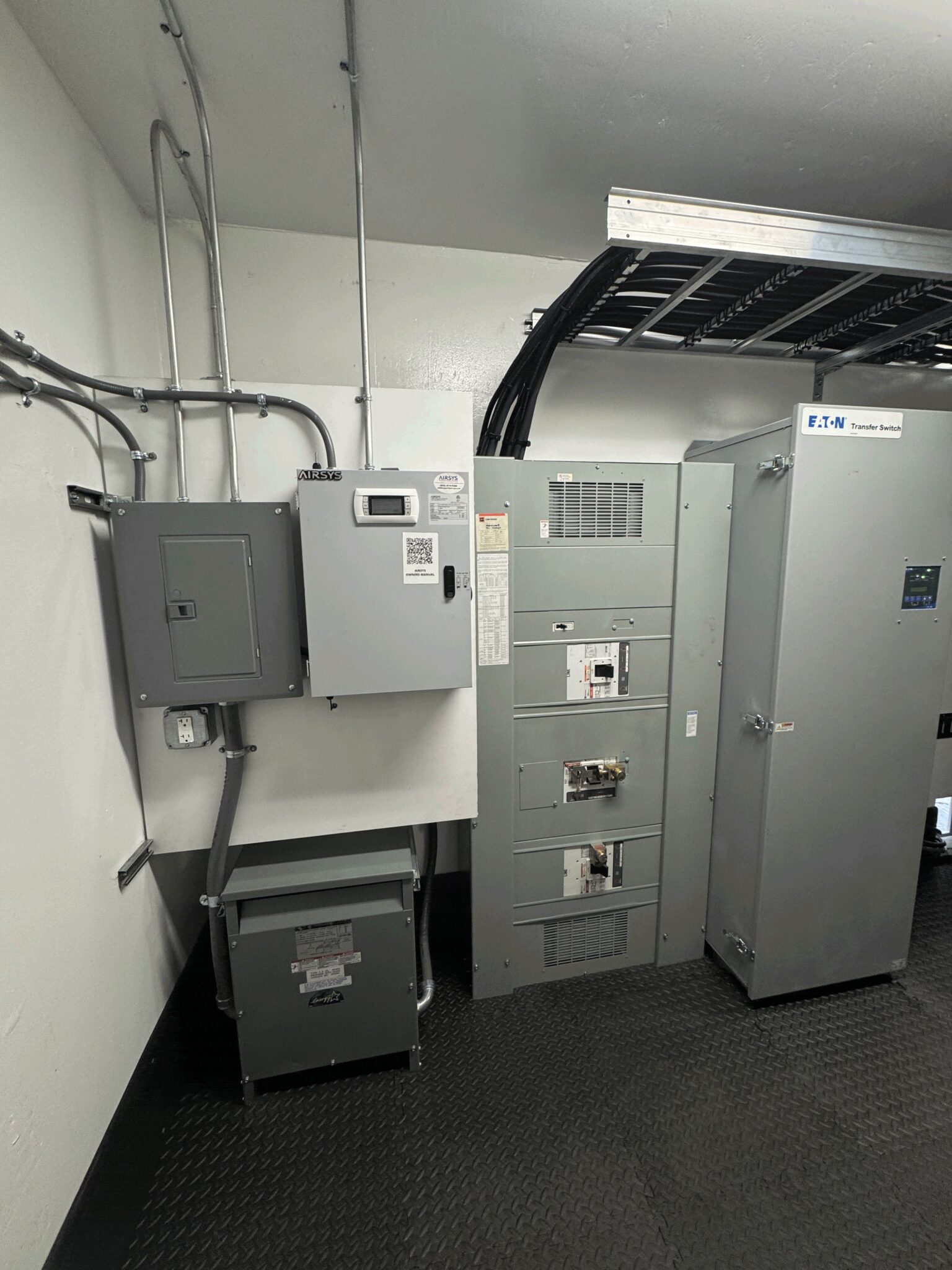 500 KVA 480V Self Contained Outdoor UPS Rental | CI Group